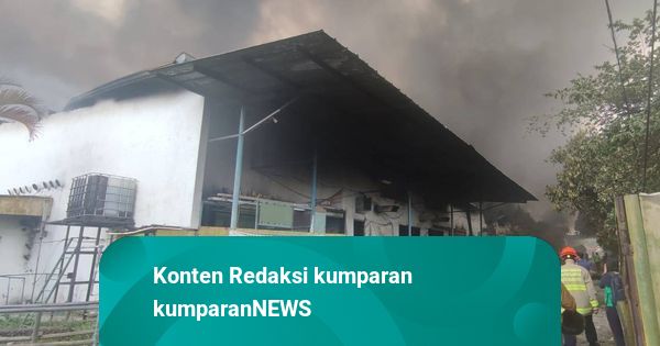 Api Kebakaran Pabrik Pemintal Benang di Bandung Disekat, Tak Merembet ke SPBU | kumparan.com